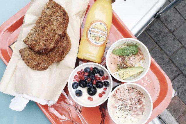 Healthy high street breakfasts, according to a nutritionist - DOSE