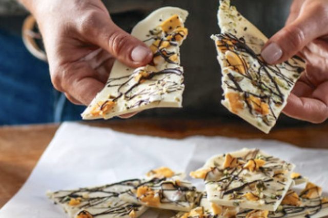 Eat yourself healthy - recipes to make you happy from the inside out - DOSE